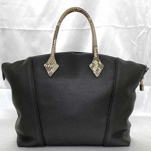 Louis Vuitton | Bags | Louis Vuitton Lockit Mm Tote Bag Taurillon Black ...